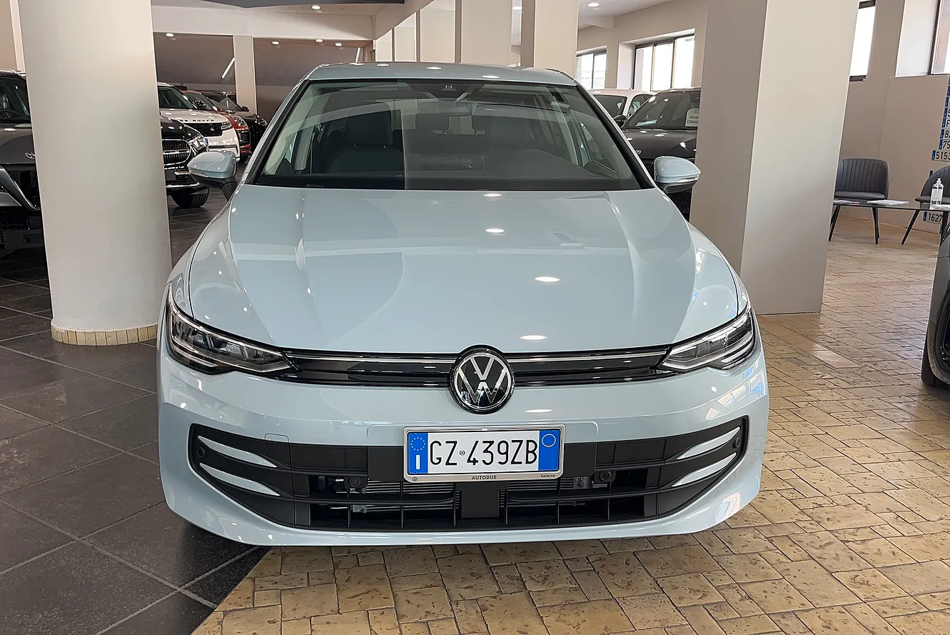 Volkswagen Golf 1.5 tsi Edition Plus 115cv 2025 - 0 km | Gruppo Piccirillo