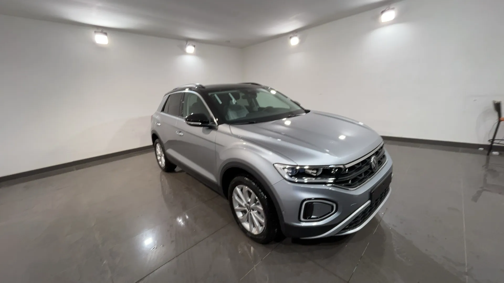 Volkswagen T-Roc 1.0 TSI Edition Plus 116cv in Vendita - Prezzo 25.500 ...